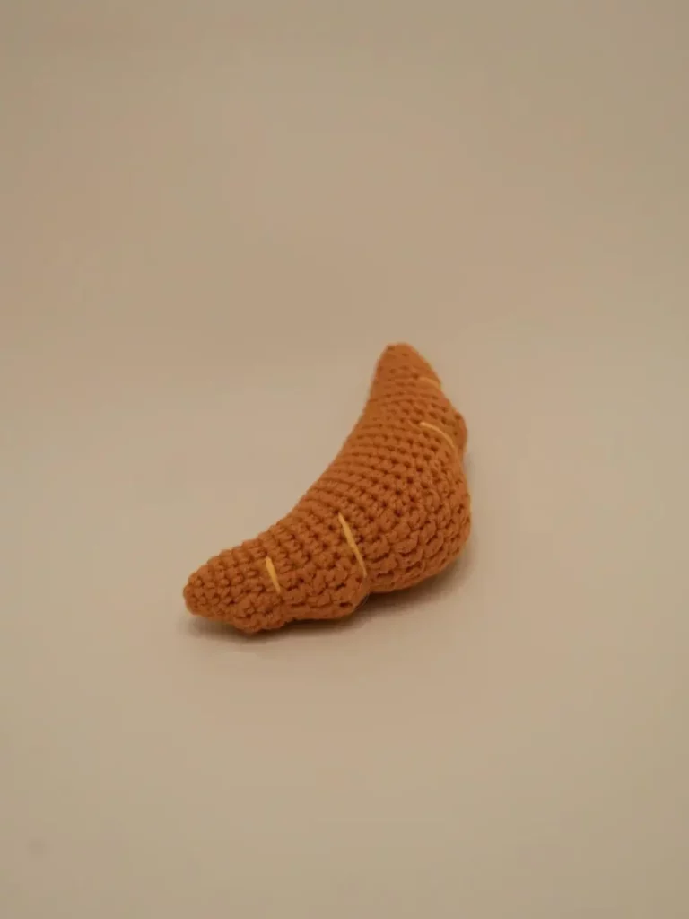 Croissant Pattern – Free – Hooked On Hook